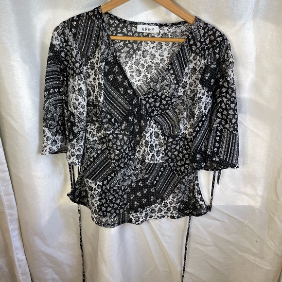 A. Byer | Tops | Y2k Black White Floral Patchwork Print Sheer Flowy Boho Vneck Peasant Blouse ...